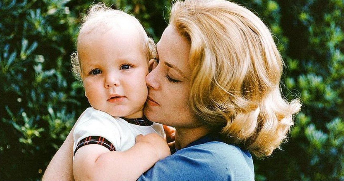 Scent Memories & Mothers – Grace de Monaco